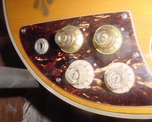 Rob's Crazy eBay Finds: 1960's Kent Short Scale Bass Guitar