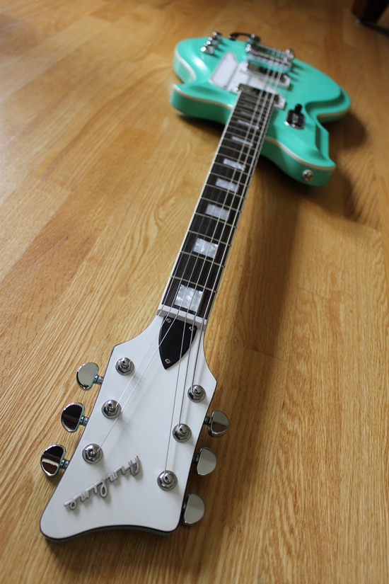 New Airline MAP Baritone - 27" Scale - B to B Tuning | MyRareGuitars.com